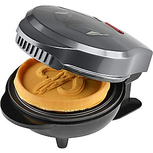 The Mandalorian 4" Mini Waffle Maker