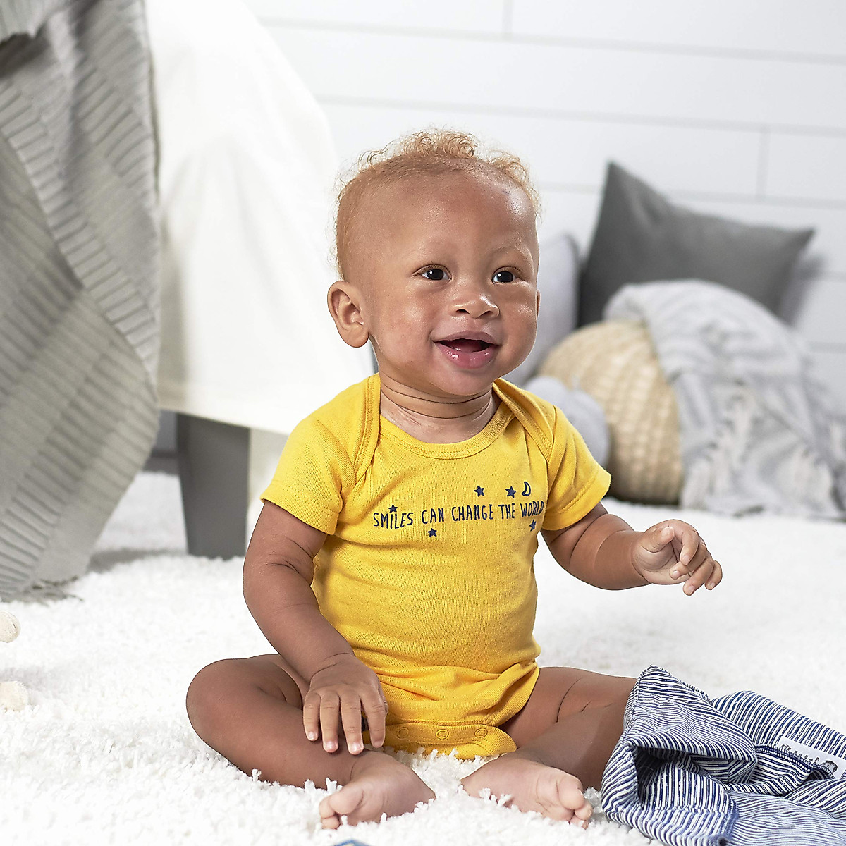 Gerber Baby Boys 5-Pack Short Sleeve Variety Onesies Bodysuits Awesome Fox Newborn