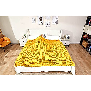 APIXO Chunky Knit Blanket Chenille Throw 60''x 80''- Tight Braided Thick Cable Knit Throw for Sofa or Bed - 100% Hand Made Chenille Weighted Blanket, Ginger-152x200cm