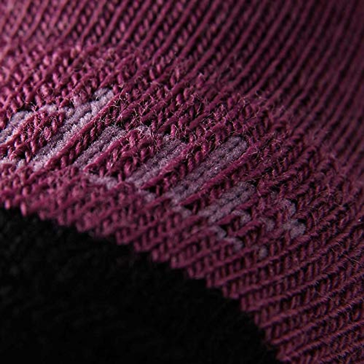 Bridgedale Women's Lightweight Boot Height - Merino Endurance Socks, Berry, Large