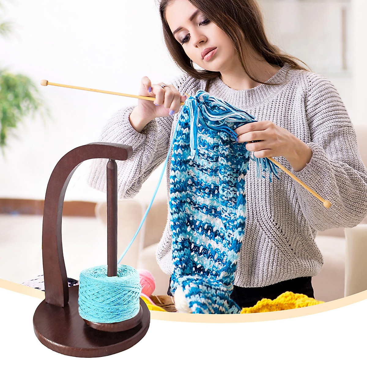 Yarn Holder for Crocheting, Wool Jeanie Magnetic Yarn Holder, Crochet Gift for Knitting Lovers, Wooden Yarn Spinner for Crochet (Brown)