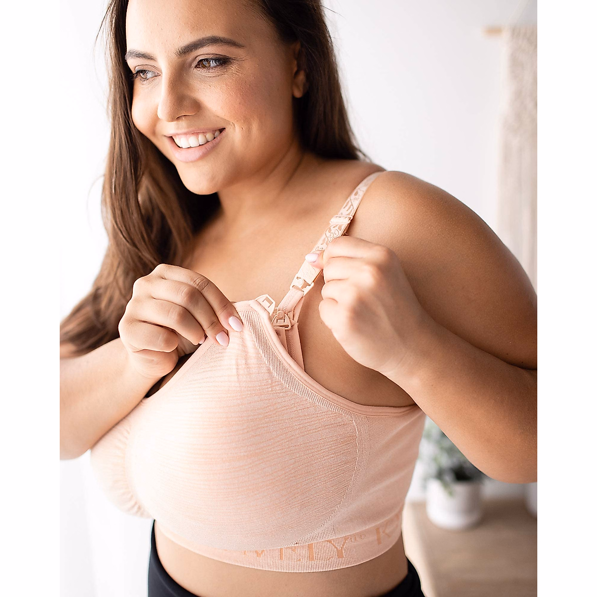 Kindred Bravely 2-Pack Hands Free Pumping Bra Bundle (Beige and Pink, X-Large-Busty)