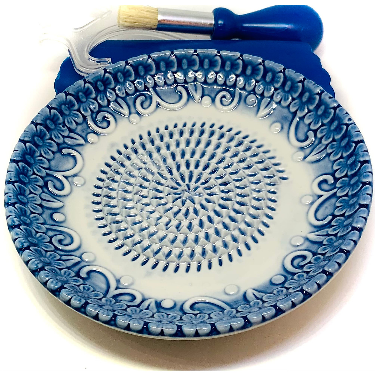 BonCera, All-in-one 4pcs Premium Ceramic Garlic Grater Set -Glazed Design Grater Plate w/Garlic Peeler, Gathering Brush, Display Stand, It's also grating Turmeric, Ginger, and more,