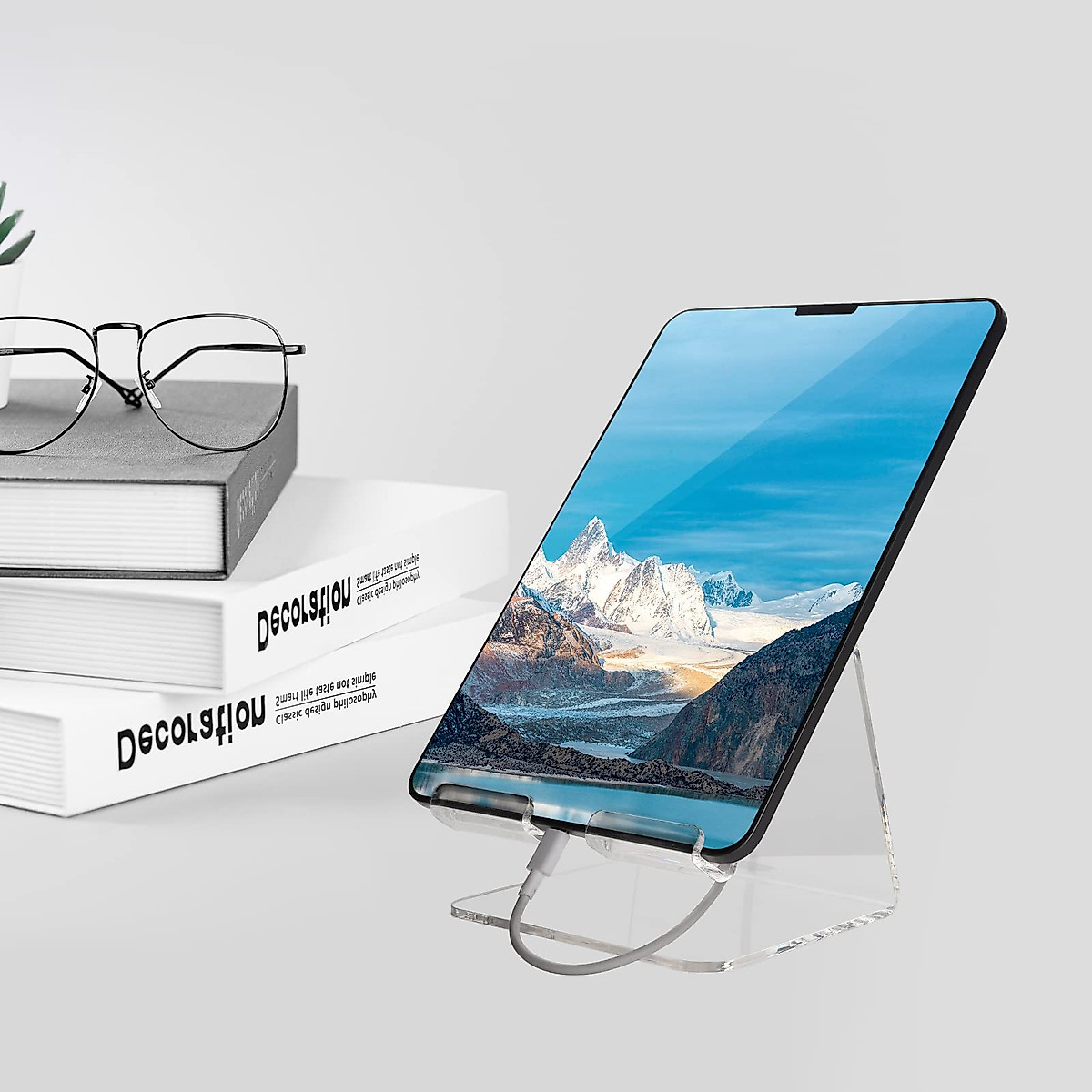 JINSHVEG Acrylic Desk Tablet Stand, Clear Tablet Holder, Desktop iPad Stand, Compatible with Tablet Such As iPad Air Mini Pro, Phone 13 Pro 12 Mini 11 XS Max XR X 6 7 8 Plus (4-13 inch)