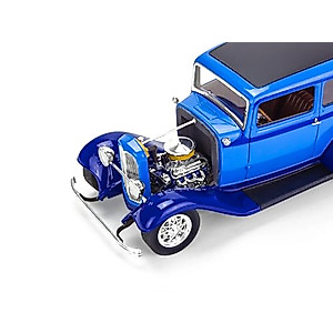 Revell 14553 '32 Ford Tudor Sedan 2'N1 1:25 Scale 188-Piece Skill Level 4 Model Building Kit