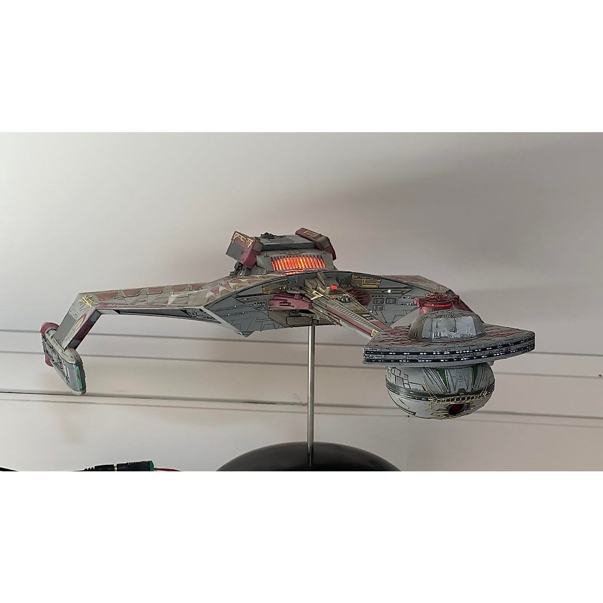 Polar Lights Star Trek 6: The Undiscovered Country Klingon Kronos One 1:350 Scale Model Kit