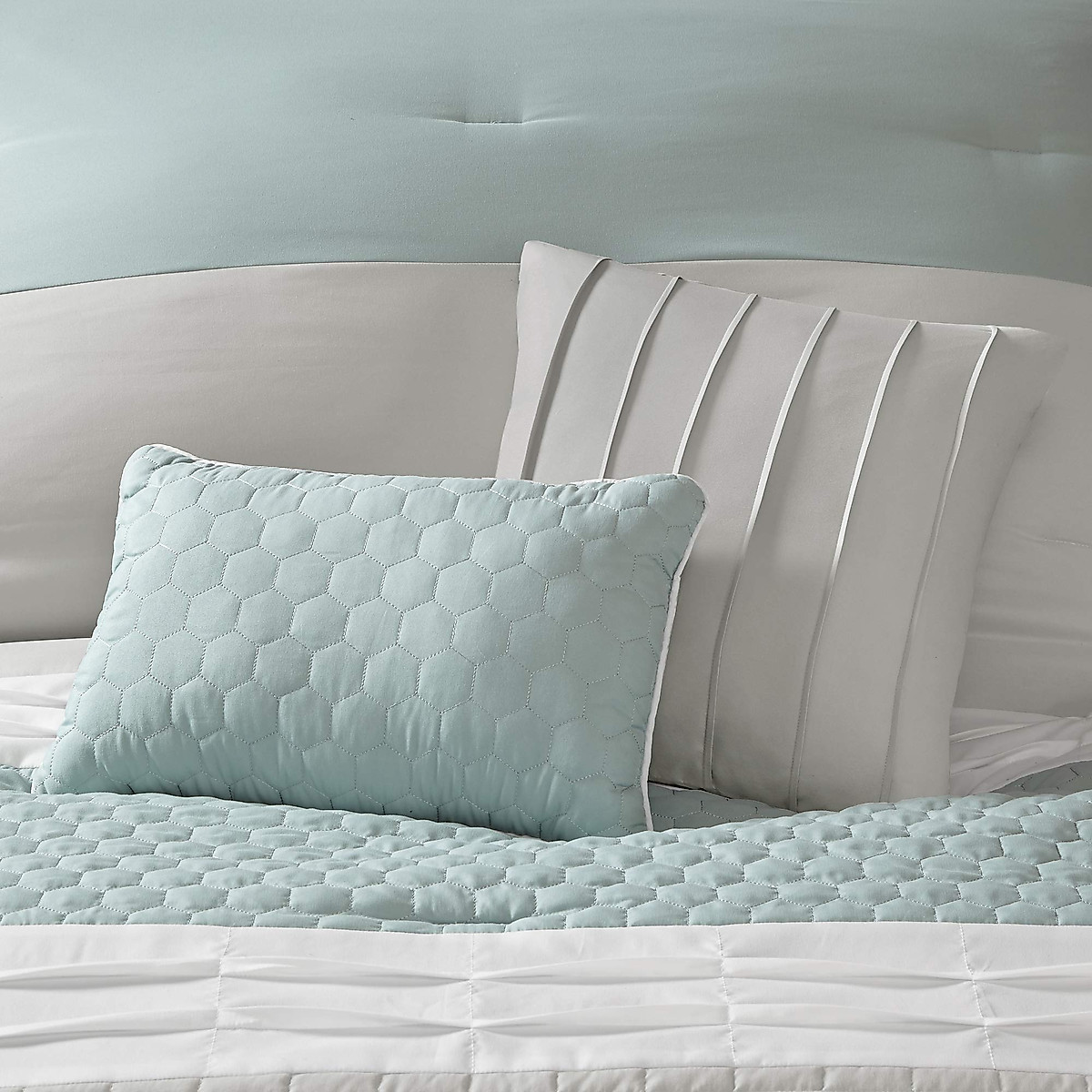 510 DESIGN Cozy Comforter Set - Geometric Honeycomb Design, All Season Down Alternative Casual Bedding with Matching Shams, Decorative Pillows, Full/Queen (90"x90"), Seafoam/Grey 8 Piece