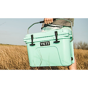 YETI Roadie 20 Cooler, Seafoam