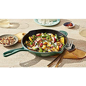 Le Creuset Classic Cast Iron Handle Skillet, 9", White