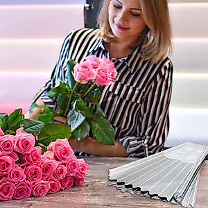 150 Pieces Flower Bouquet Bag Plastic Wrapping Bags Clear Floral Bouquet Sleeve with Strip and Lace Decor Disposable Cellophane Sleeves Transparent Flower Bouquet Packaging Bags for Wedding, Birthday