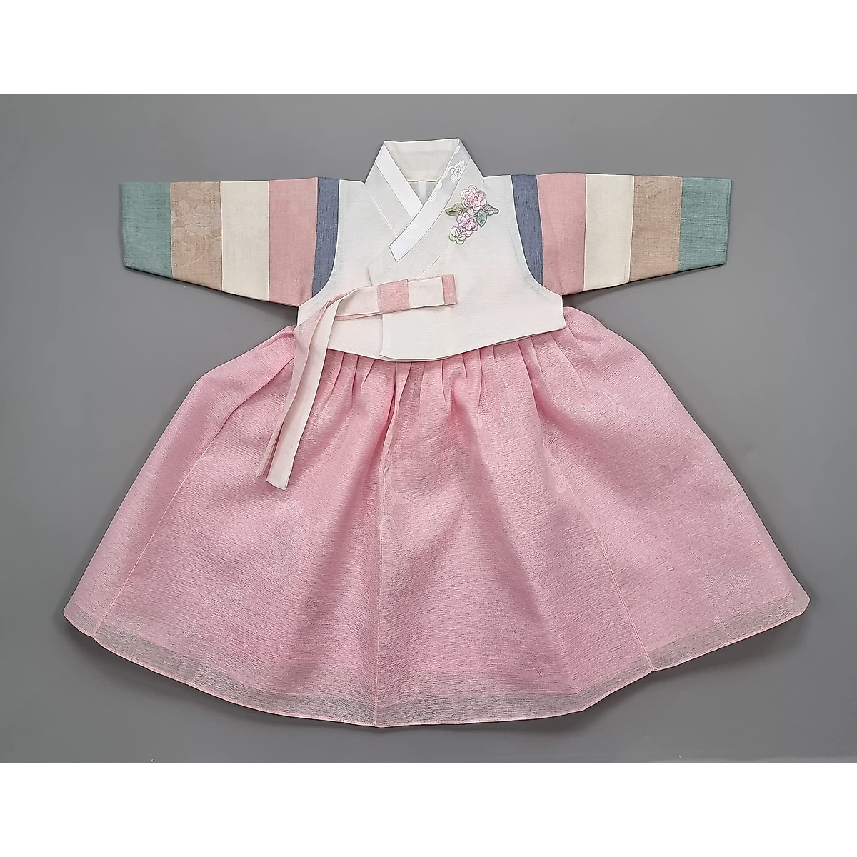 hanbok store Hanbok Baby Girl Korea Traditional Clothing 100th Days Baikil Celebration Party Pink Saekdong Sleeve DDBG01 Medium