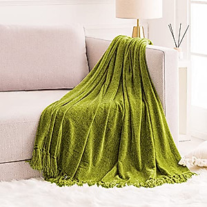 FRESHMINT Throw Blanket Soft Fluffy Chenille with Decorative Tassel Fringe for Home Decor Sofa Couch Bed Gift 60 x 50 Inch, Green