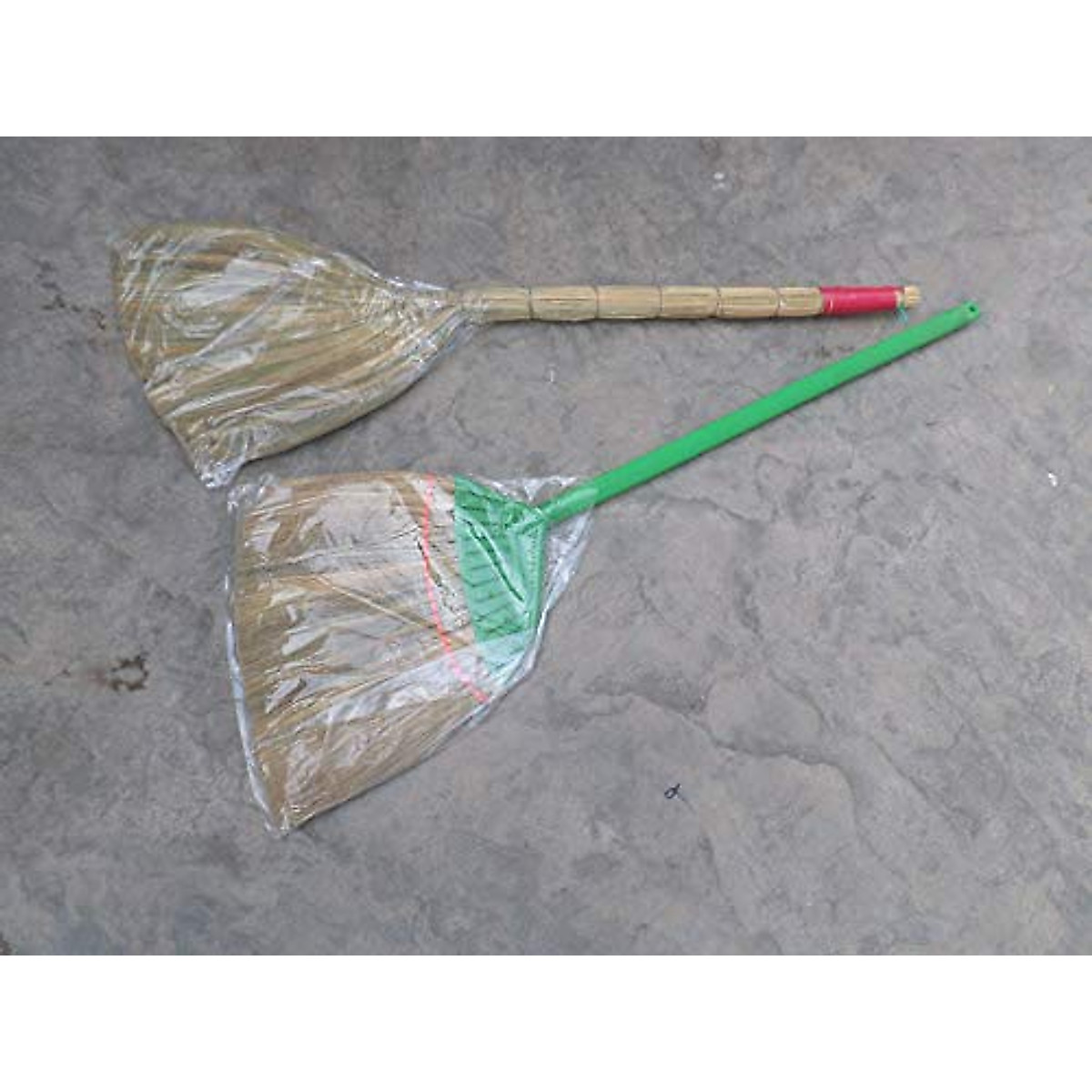 Vietnamese Original Soft Fan Straw Broom with Straw Handle (chổi lúa) 40 inch and a Plastic Handle Broom, 2 Broom