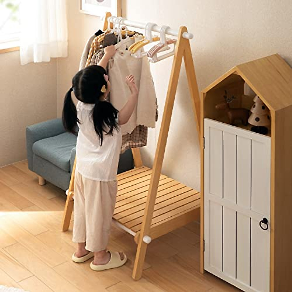 Baby Hangers for Closet Nursery Clothes, Pack of 20 Extendable Laundry Hanger for Newborn Clothing, with Space Saving Hooks & a Hanger Organizer, Adjustable Children Coat Hanger, Yellow