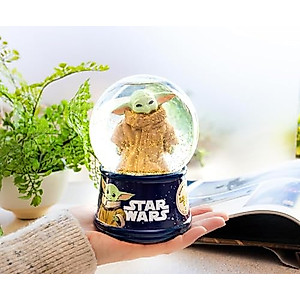 Silver Buffalo Star Wars The Mandalorian Child Light Up Snow Globe, 100mL