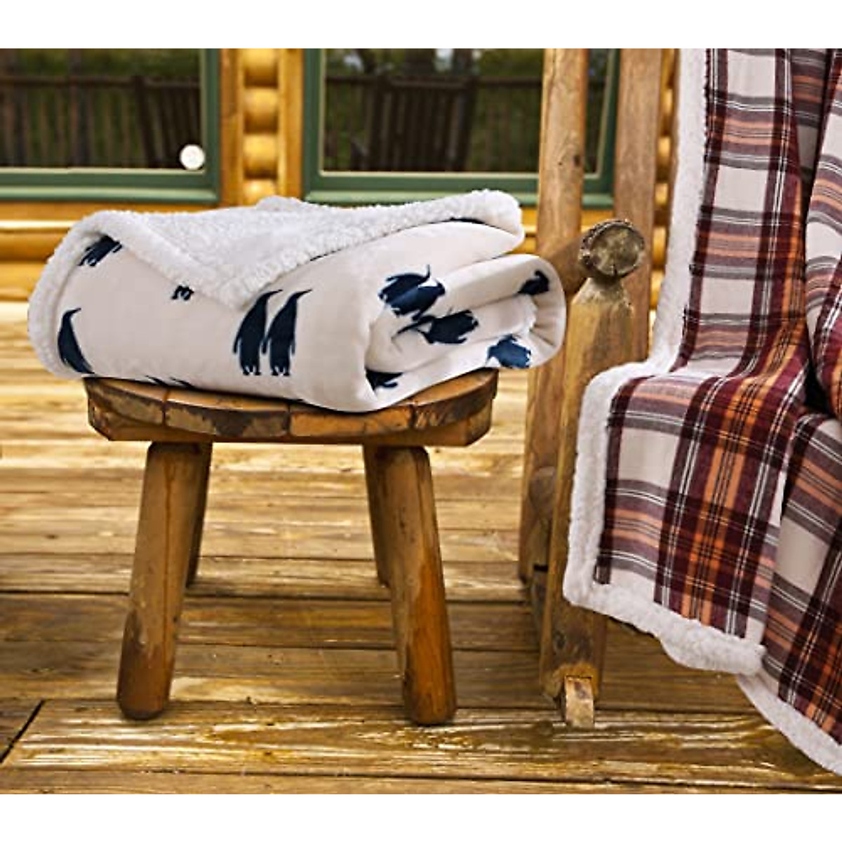 Eddie Bauer - Throw Blanket, Reversible Sherpa Fleece Bedding, Home Decor for All Seasons (Edgewood Red, Throw)