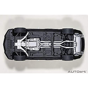 AUTOart 1/18 Model Car of Chevy Camaro ZL1 Summit White 71206