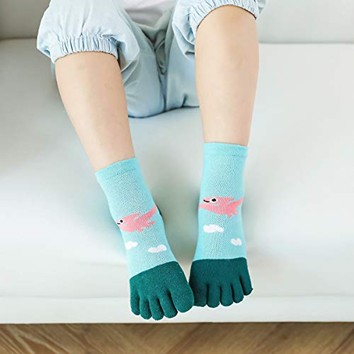 Petyoung 5 Pair Kids Toe Socks, Cartoon Five Finger Crew Ankle Sock Breathable Running Toe Socks for 0-10Y Boys and Girls