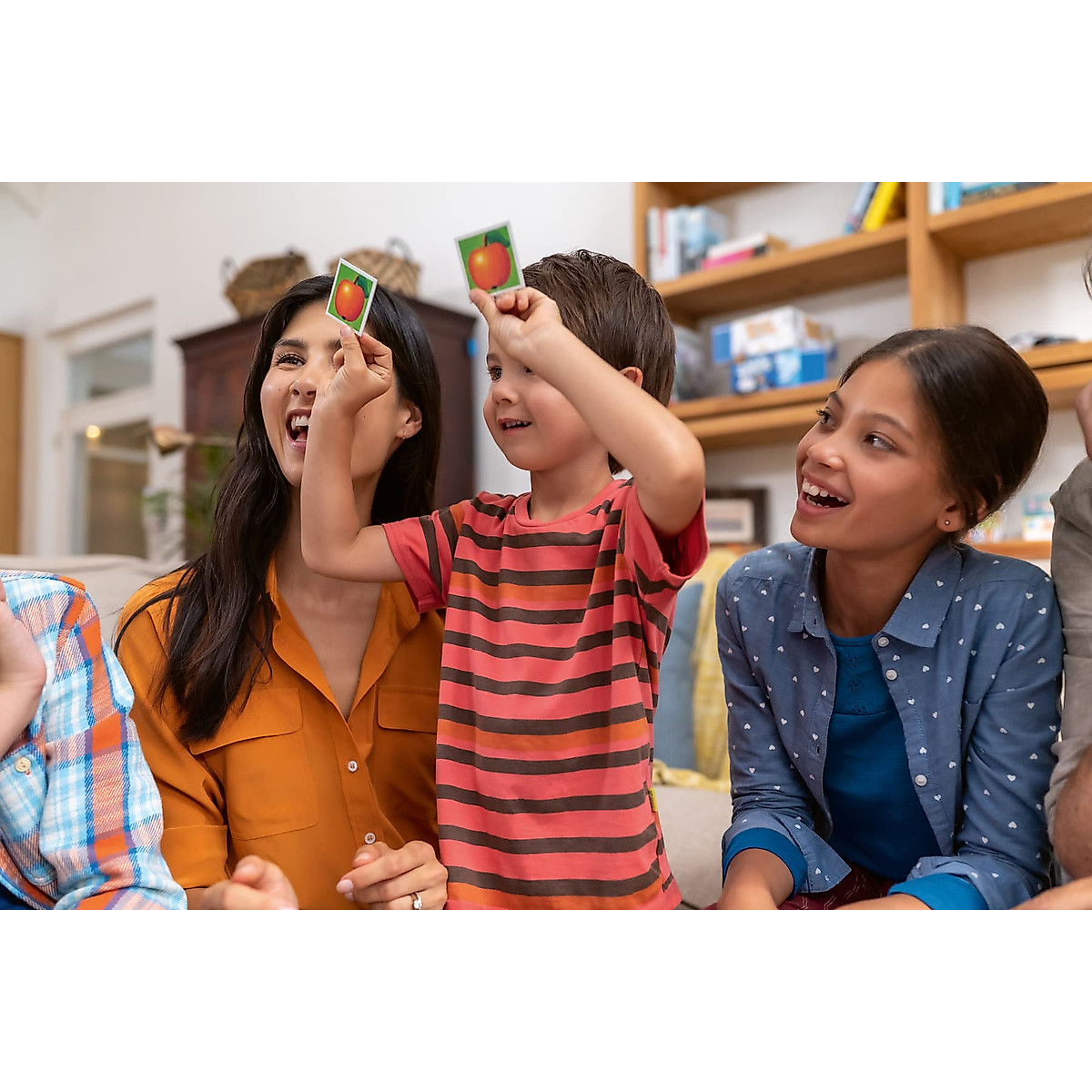 Ravensburger Classic Memory Game - Matching Picture Snap Pairs for Kids Age 6 Years Up