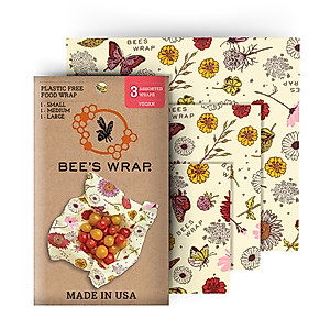 Bee's Wrap Reusable Beeswax Food Wraps Made in the USA, Eco Friendly Beeswax Wraps for Food, Sustainable Food Storage Containers, Organic Cotton Food Wraps, Assorted 3 Pack (S, M, L), Vegan
