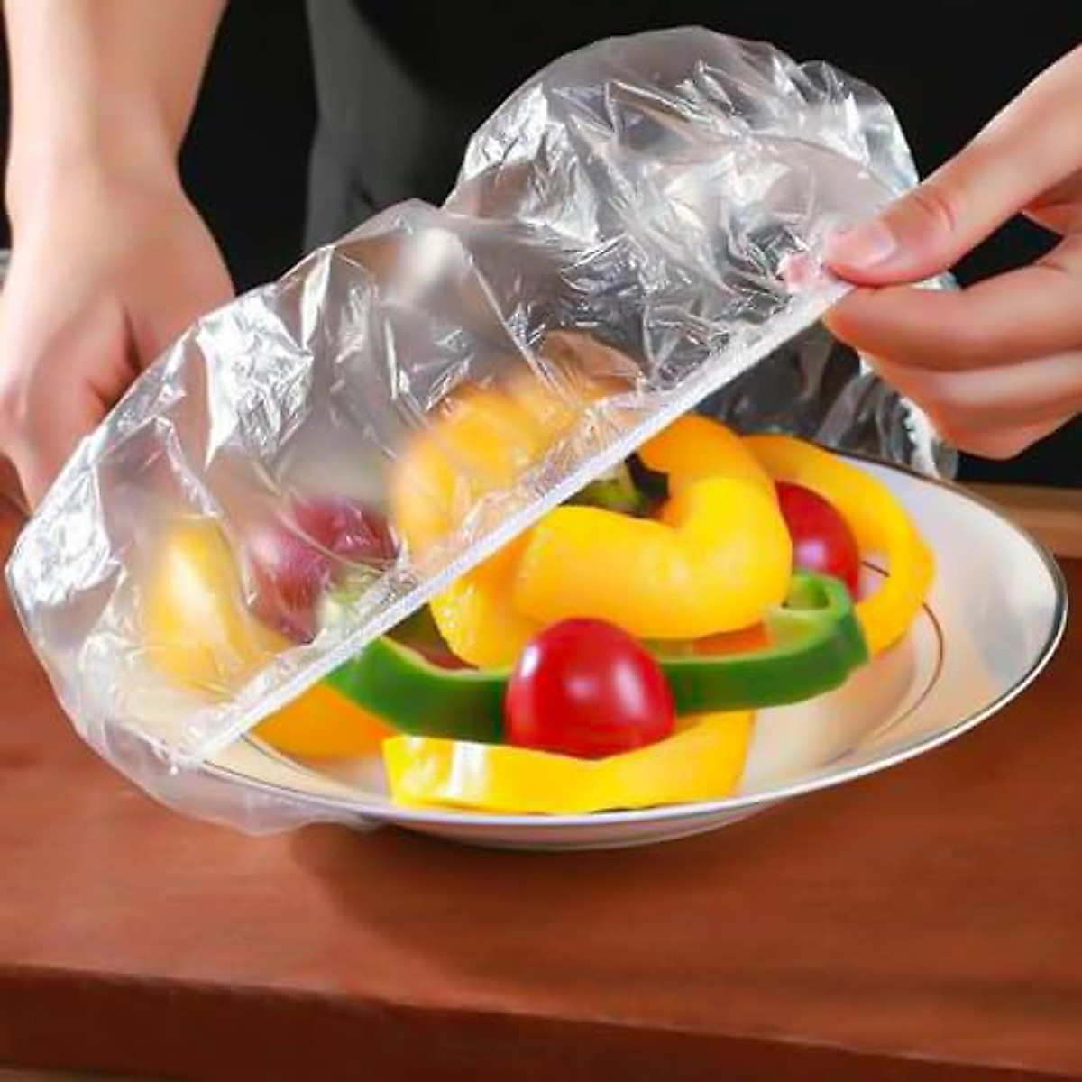 Plastic Wrap Storage Box with 200pcs Disposable Cling Film Food Cover, Reusable Wall-Mounted Punch-Free Dispenser for Elastic Sleeve Bag, Extractable Shower Caps Organizer for Kitchen Bathroom (Green)