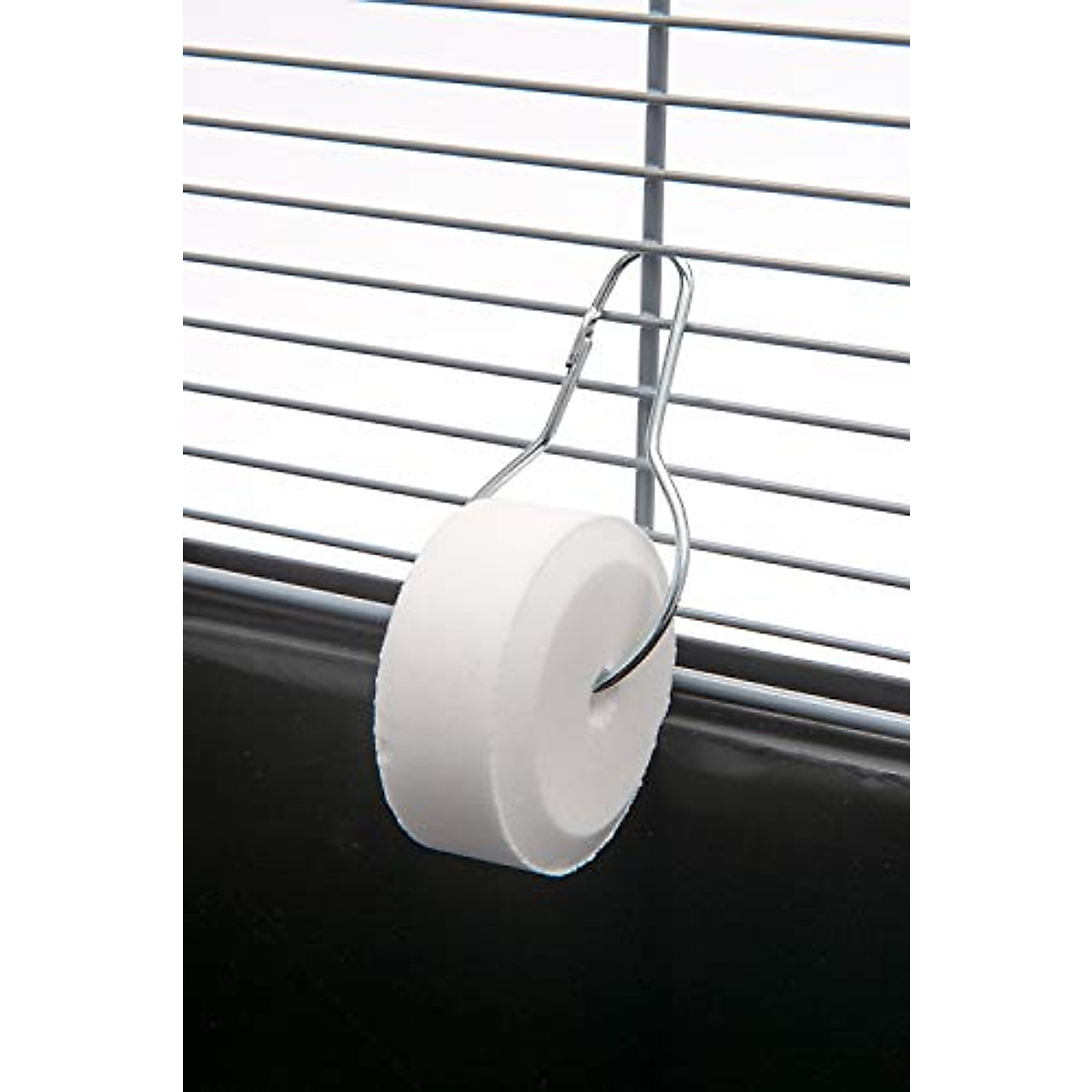 Lixit Salt and Mineral Wheels for Rabbits Guiana Pigs and Other Small Animals (Pack of 2 Two Wheels)