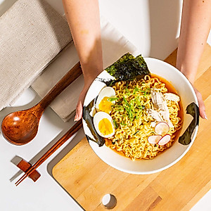 BICETTO Ceramic Japanese Ramen Bowl Set, 60oz Large Ramen Bowls with Chopsticks, Spoons and Chopstick Rests – Bowl for Ramen, Pho, Salad, Poke, Soup, Udon – Minimalist Design, Premium Quality, White