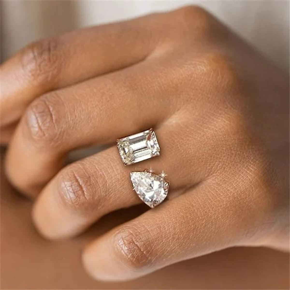 通用 Eternity Rhodium Plated Solid Silver Two Stone Engagement Ring 3ct Pear and 3ct Emerald Shape Zircon Open Adjustable Wedding Anniversary Ring (Silver, 7)