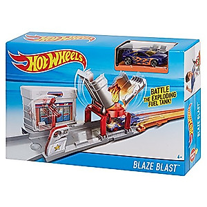 Hot Wheels Blaze Blast Play Set