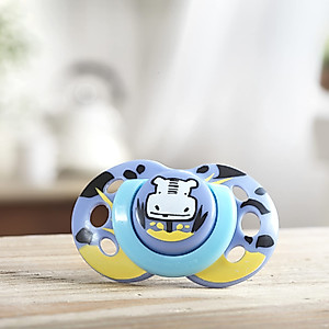 Tommee Tippee Fun Style Pacifiers, Symmetrical Design, BPA-Free Silicone Binkies, 6-18m, 4-Count