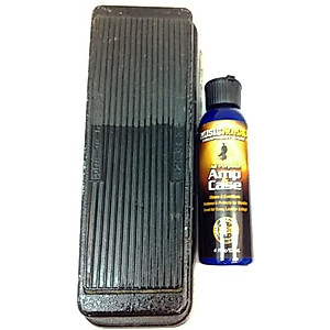 MusicNomad Premium Amp & Case Cleaner & Conditioner, 4 oz (MN107)