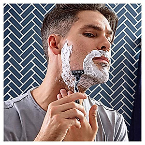 Gillette Mach3 Razor Blades for Men with Stronger-Than-Steel Blades, 8 Refills (Packaging May Vary)