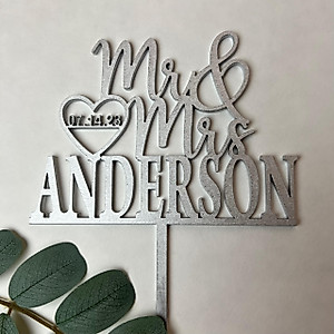 Personalized Wedding Cake Topper, Wooden Cake Toppers, Mr Mrs Heart Customized Wedding Date And Last Name To Be Bride & Groom