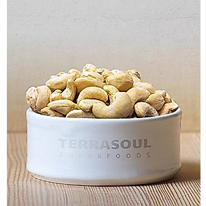 Terrasoul Superfoods Organic Raw Cashews, 4 Lbs (Pack of 2), Premium Quality for Snacking, Baking, and Culinary Creations