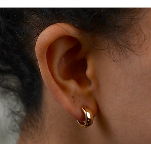 Small 14K Gold Huggie Hinged Hoop Earrings .50 Inch (13mm) (5mm Wide) (Yellow)