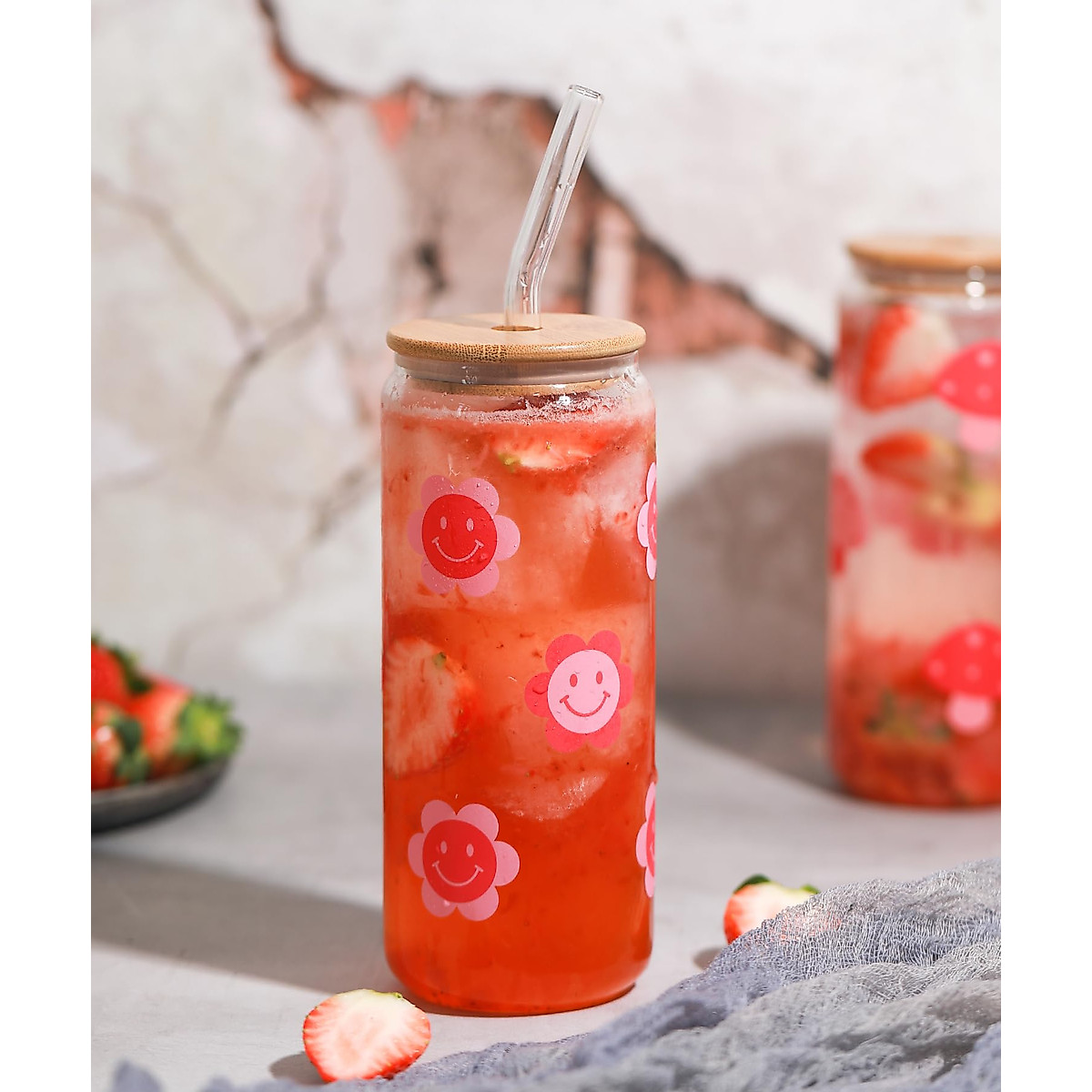 Olvini 20oz Glass Cups with Bamboo Lids and Glass Straws Set of 2 - Can Shaped Drinking Glasses, Cute Iced Coffee Cup, Glass Tumbler, Aesthetic Cups, Smiley Face