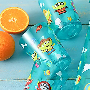 Zak Designs Pixar Movies Alien Remix Beverage Serving Set Includes Pitcher and 4 Durable Plastic Tumblers with Unique Artwork, Perfect for a Pool Party (5 Pieces), Green,10 ounces