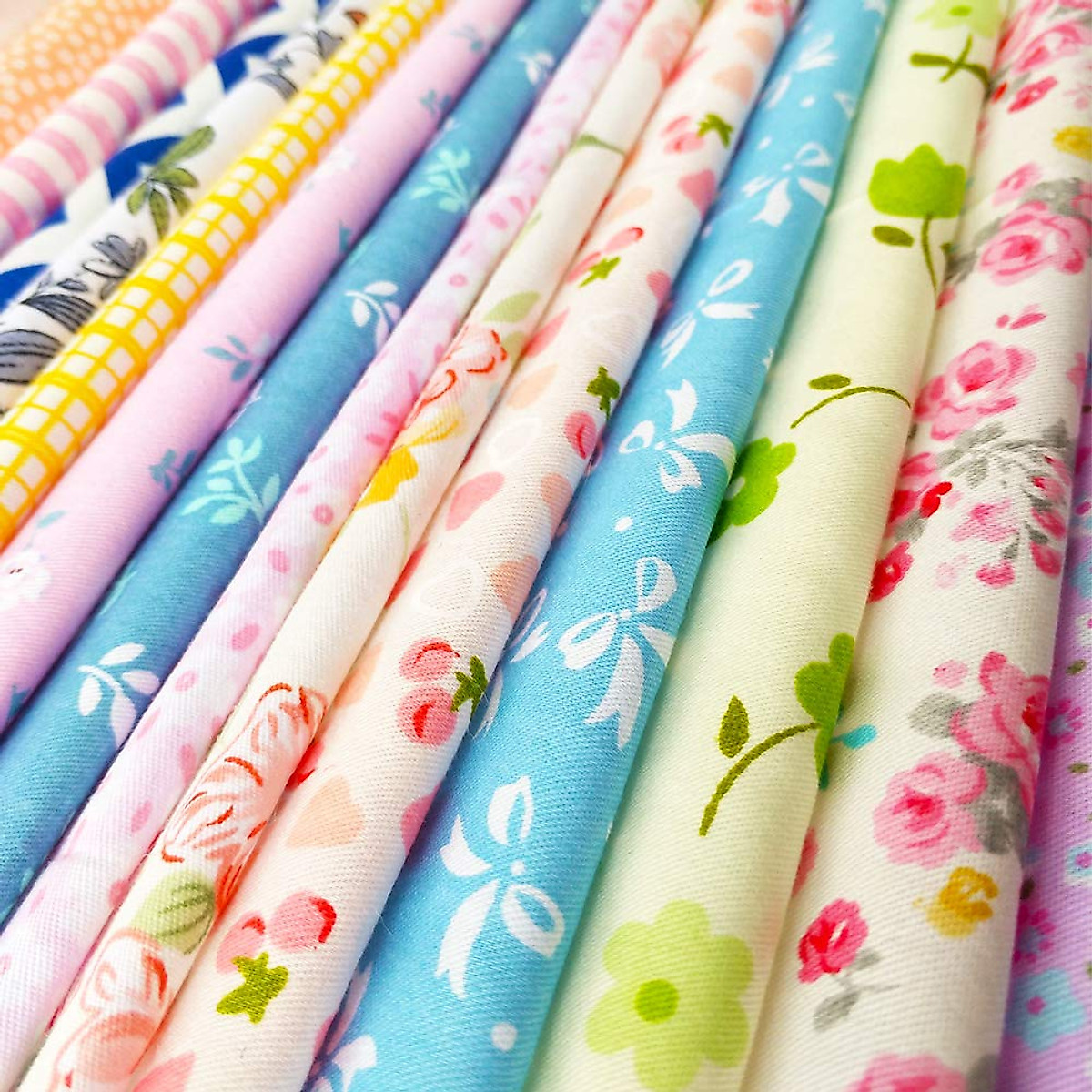 flic-flac 25pcs 12 x 12 inches (30cmx30cm) Cotton Fabric Squares Quilting Sewing Floral Precut Fabric Square Sheets for Craft Patchwork