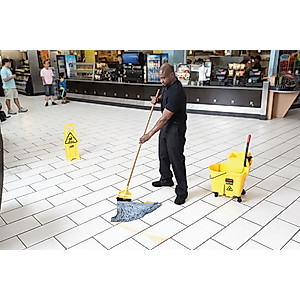 Rubbermaid Commercial 1924786 Maximizer Mop Head, Blend, Medium, Blue