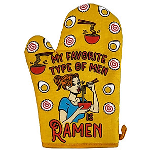 My Favorite Type of Men is Ramen Oven Mitt Funny Noodles Soup Dating Relationship Kitchen Glove Funny Graphic Kitchenwear Love Funny Food Novelty Yellow Oven Mitt