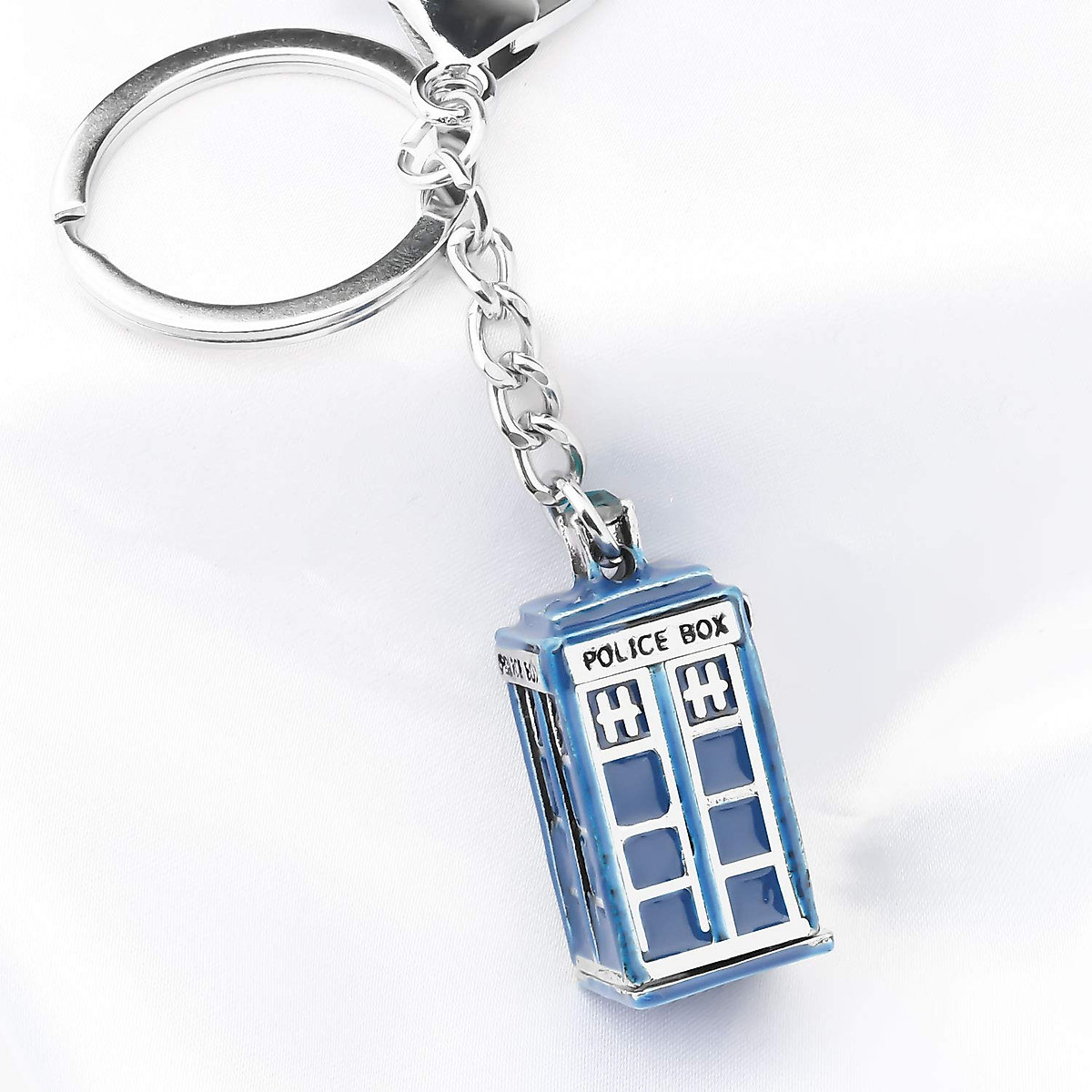 AKTAP Movie TV Series Keychain Police Box Charm Jewelry Gift Inspired Keychain Gifts For Movie Fans