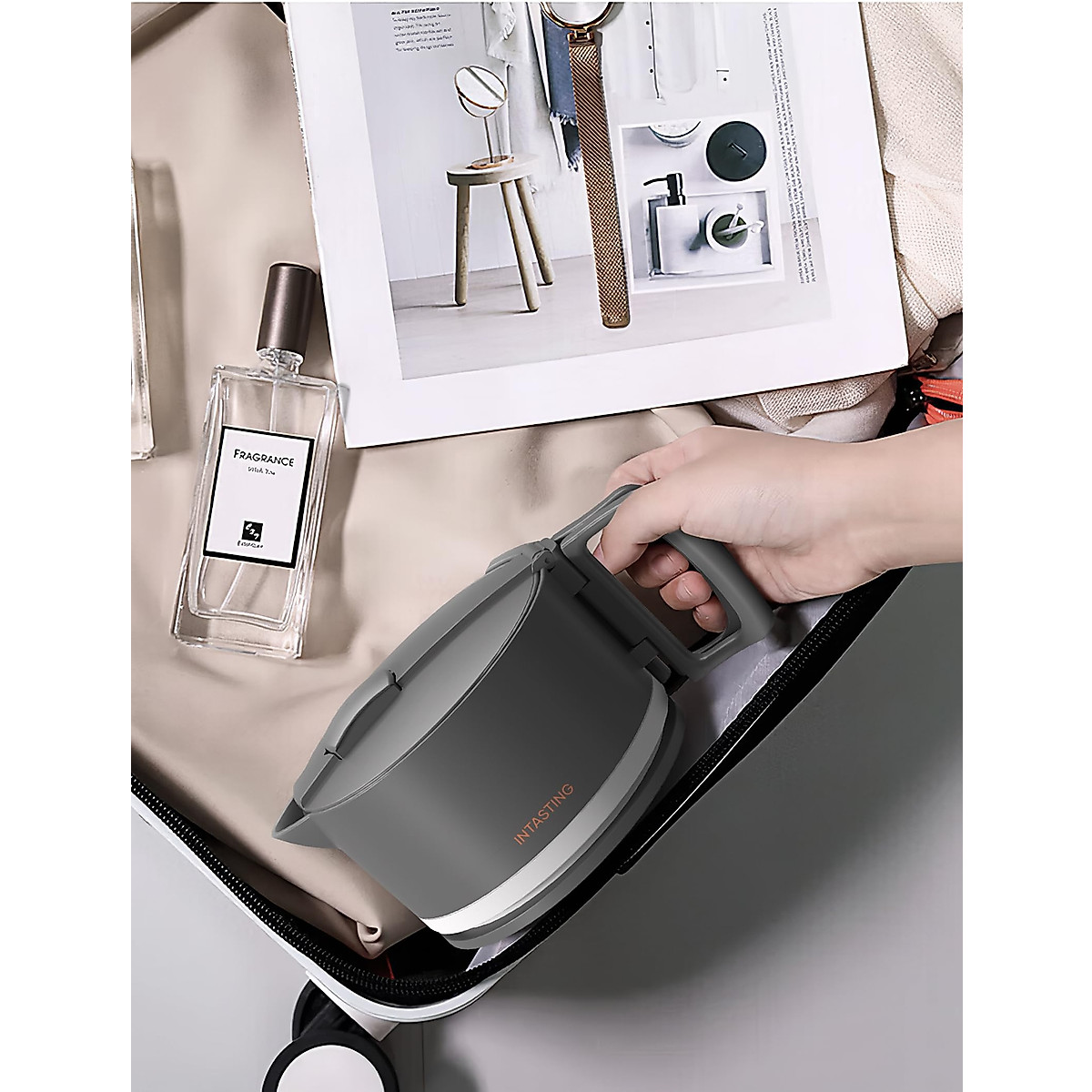 Foldable Travel Electric Kettle, 600ML Portable Water Boiler with 800w Power & Auto Shutoff, Compact BPA-Free Silicone Kettle for Tea, Coffee, Collapsible mini Kettle for Travel - Dark Grey