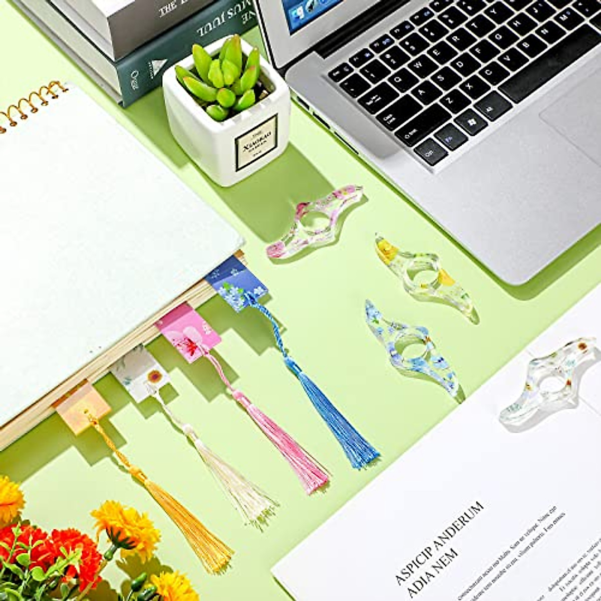 8 Pieces Flower Acrylic Bookmarks Book Page Holder Floral Bookmarks with Colorful Tassels Thumb Ring Page Holder Transparent Page Holders for Reading Students Teachers Book Lovers Women