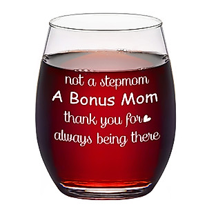 DAZLUTE Stepmom Gifts, Bonus Mom Gifts, Mother’s Day Gifts, Birthday Gifts, Christmas Gifts for Stepmom Bonus Mom Stepmother, 15Oz Not a Stepmom a Bonus Mom Wine Glass