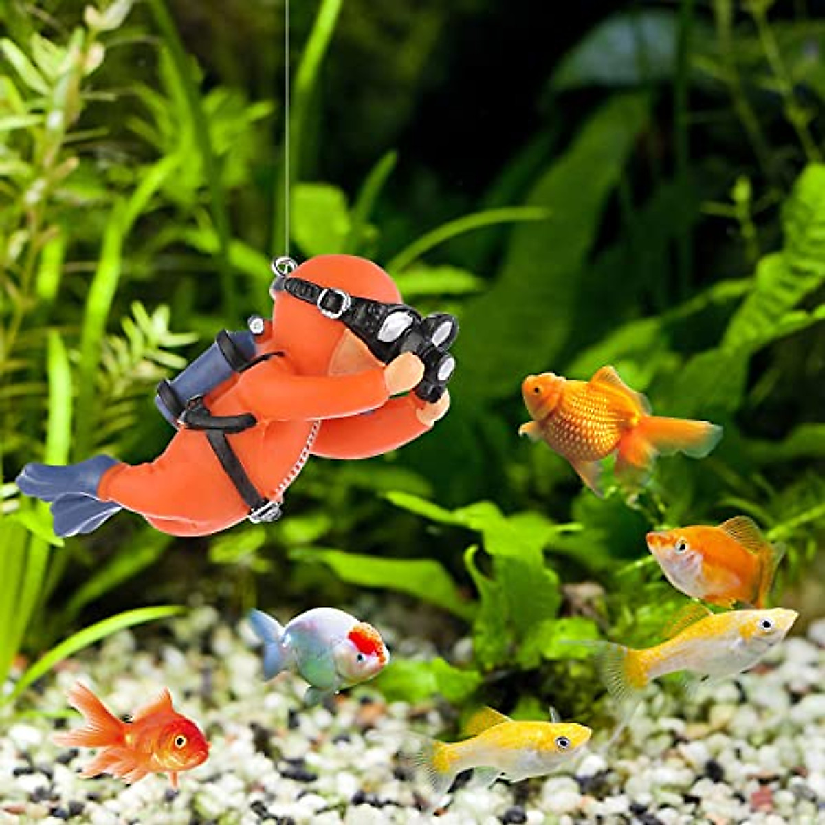 cobee Diver Aquarium Decorations, 2PCS Floating Fish Tank Decor Aquarium Diver with Floating Device Diver Figurines Cartoon Aquarium Ornament Fish Playmate Fish Tank Accessories