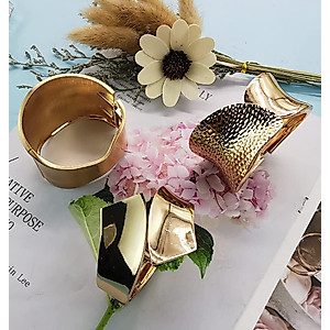 SAMOCO 3Pcs 18K Gold Plating Bangles Bracelets for Women Chunky Polished-Finish Wrist Cuff Wrap Hinge Twist Bangle Opening Wide-Grooved Wire Statement Fashion Jewelry Bracelet for Women