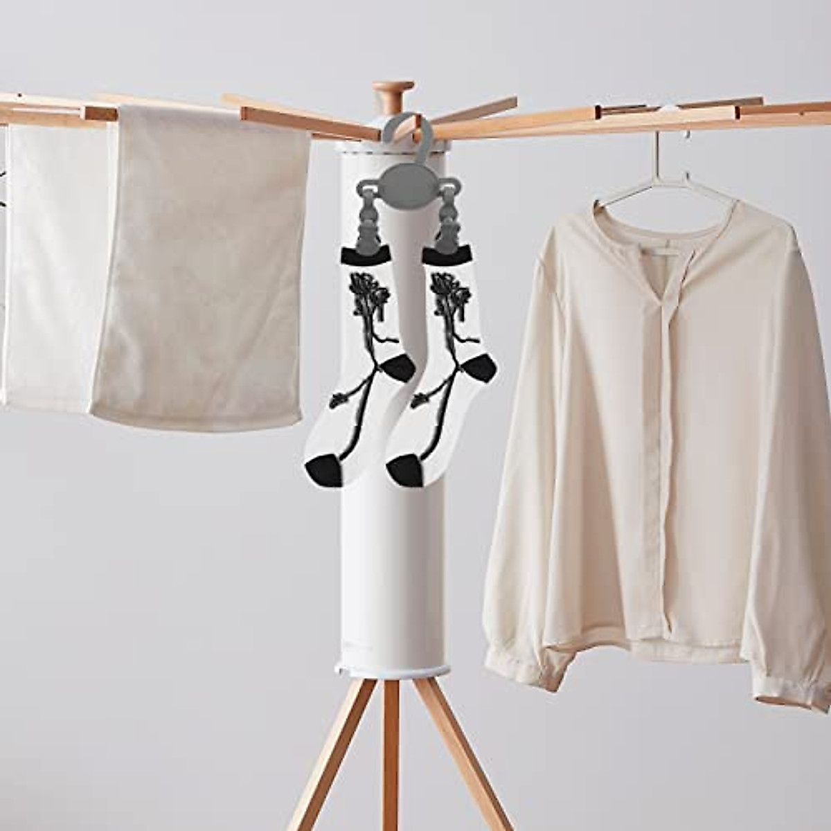 Cabilock Children's Shoe Clip Hangers for Skirts Cake Container Kids Pants Hangers Shoe Rack Baby Slipper Hanger Drying Clip Organizer Shoes Hanging Hook Children Hangers Baby Hanger 10pcs