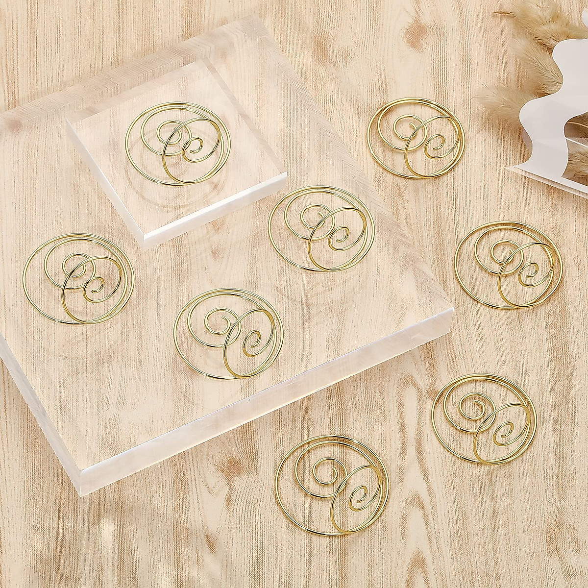 CHGCRAFT 12Pcs Spiral Place Card Holders Table Number Holders Spiral Metal Name Card Holder Stands for Photos Food Signs Memo Wedding Party Restaurants, Light Gold