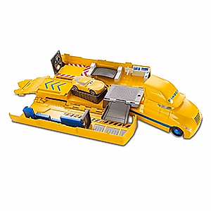 Disney Pixar Cars Cruz Ramirez's Hauler Playset