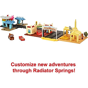 Mattel Disney and Pixar Cars On The Road Playset with 2 Toy Vehicles & Light-Up Countdown, Includes Lightning McQueen & Mater Truck
